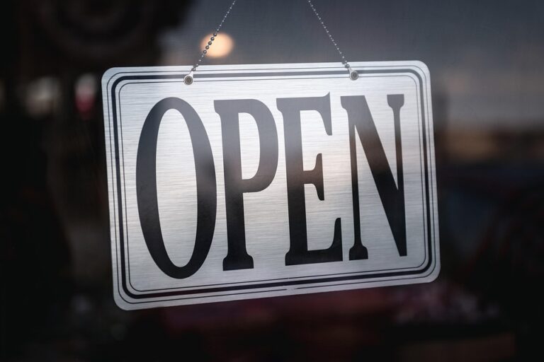 AI-Powered Pop-Up Events Revolutionize Marketing Strategies in October ...